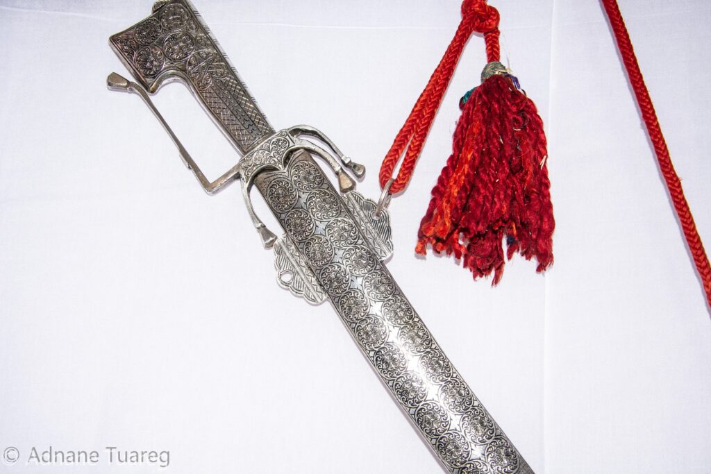 moroccan sword Nimcha silver old 19th , very rare sword silver - Etuareg